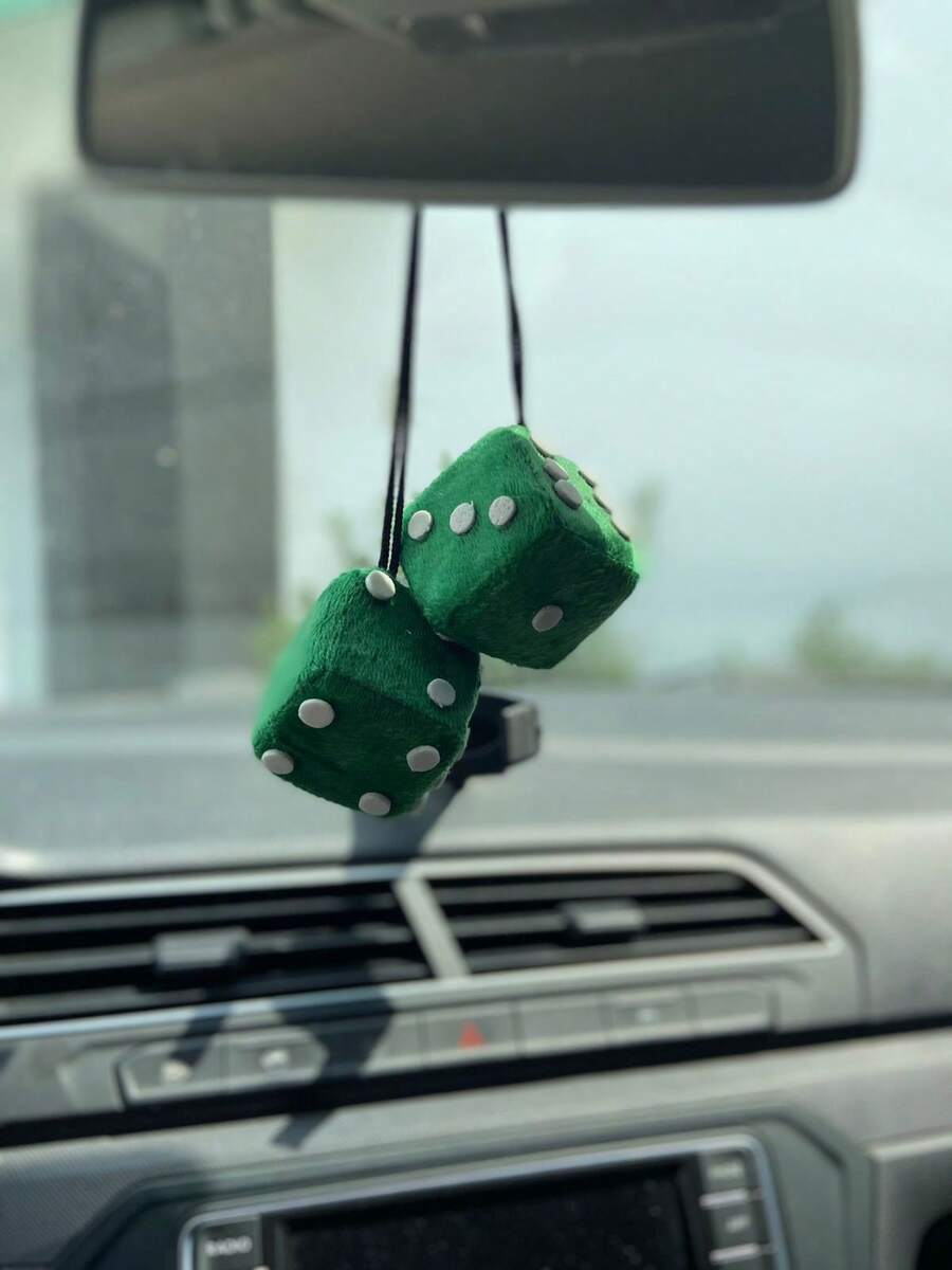 Dado Da Sorte Pelúcia Espelho Interno De Carro - Verde | SHEIN Brasil