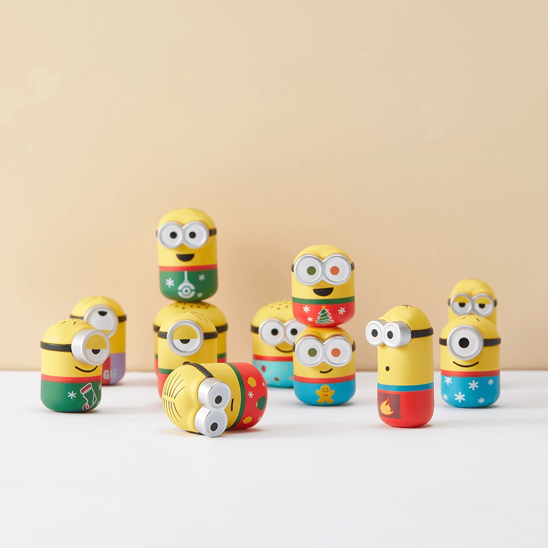 Miniso Miniso Christmas Blind Box 1pc(Random Style ) Mini Figures Blind ...