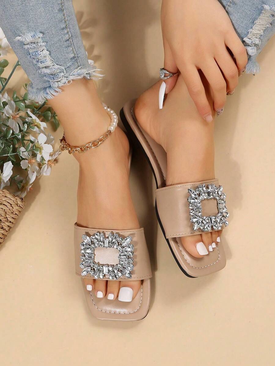 Sandalias tipo chanclas con decoración de cristales, elegantes ...