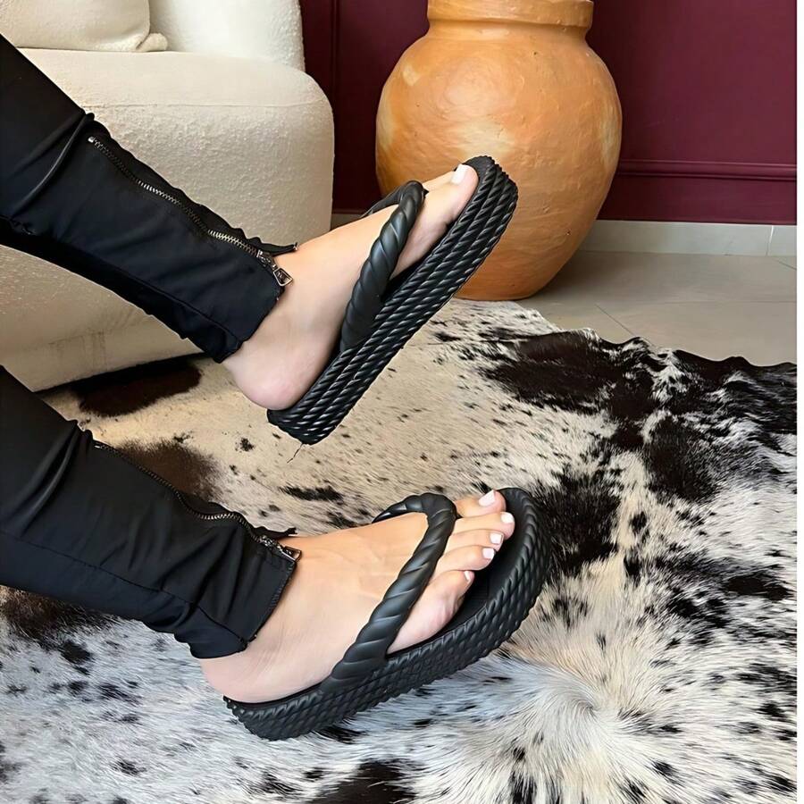 Womens Comfortable 3 Strap Cloud Platform Flip Flop Sandal With