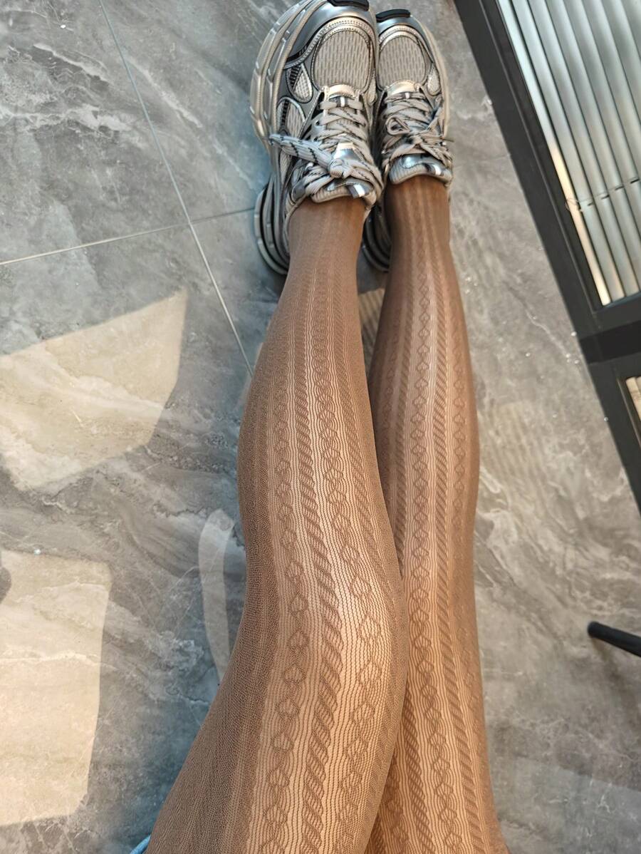 [1pc] New Retro Rotating Heart Fishnet Stockings, Rotating Vertical ...