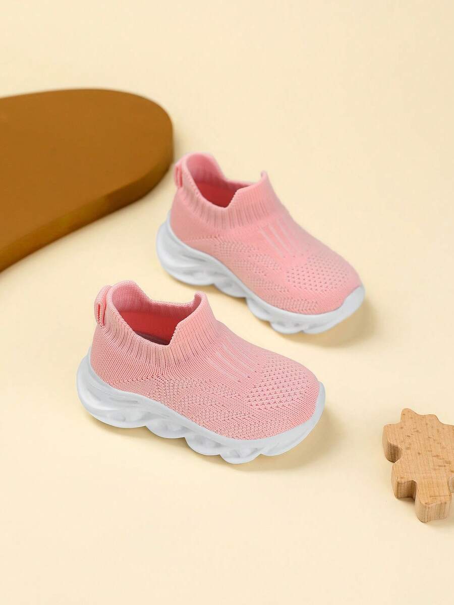 New Stylish And Lightweight Baby Shoes For Boys And Girls With High ...