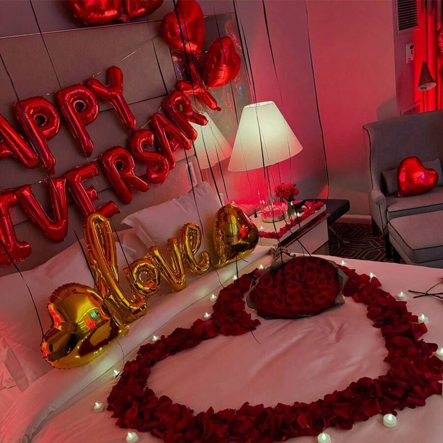 I LOVE YOU Heart Balloon Set, Includes Artificial Rose Petals, Red ...