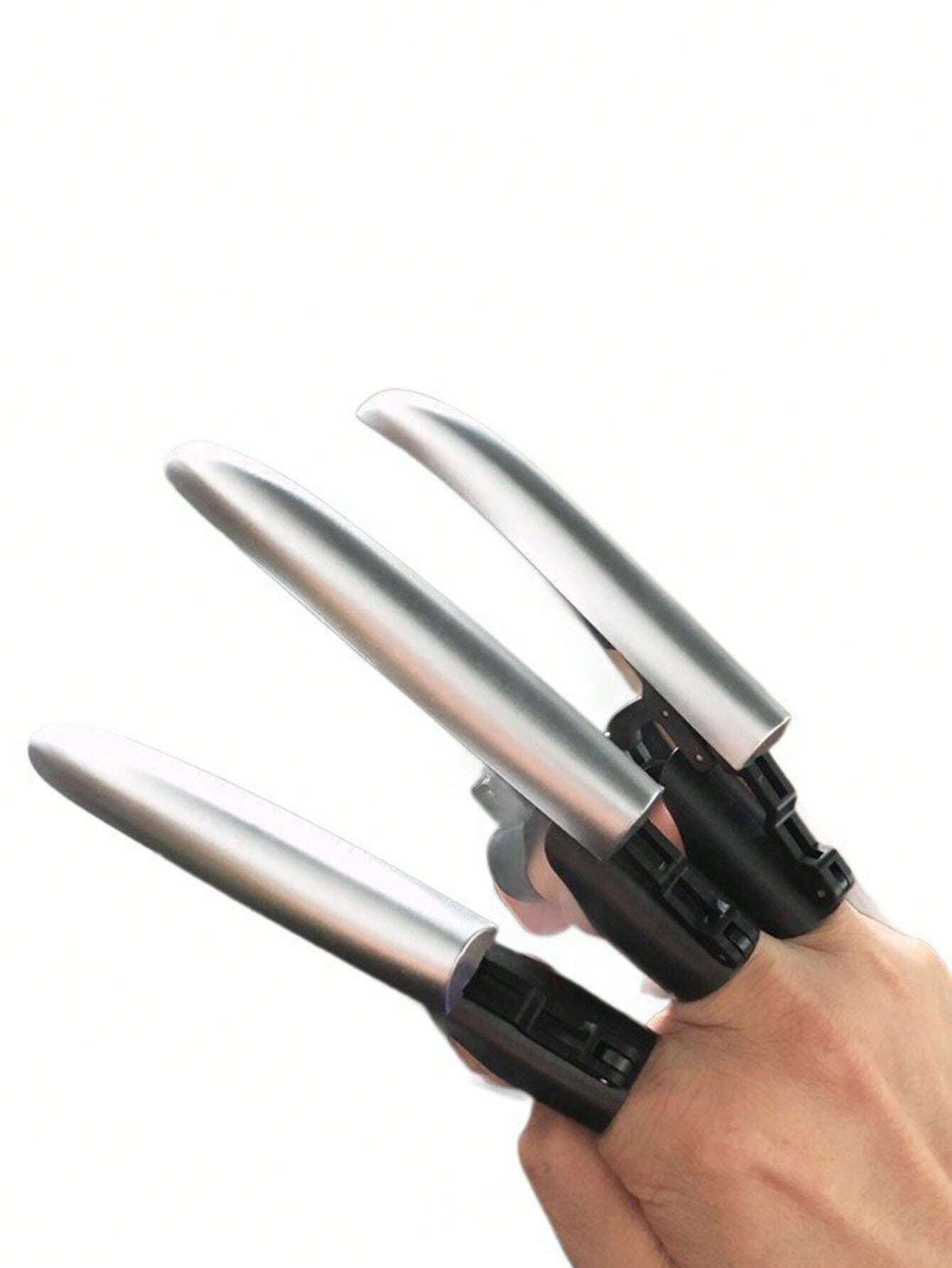 A Cool Retractable Mechanical Finger Toy That Mimics Animal Claws ...