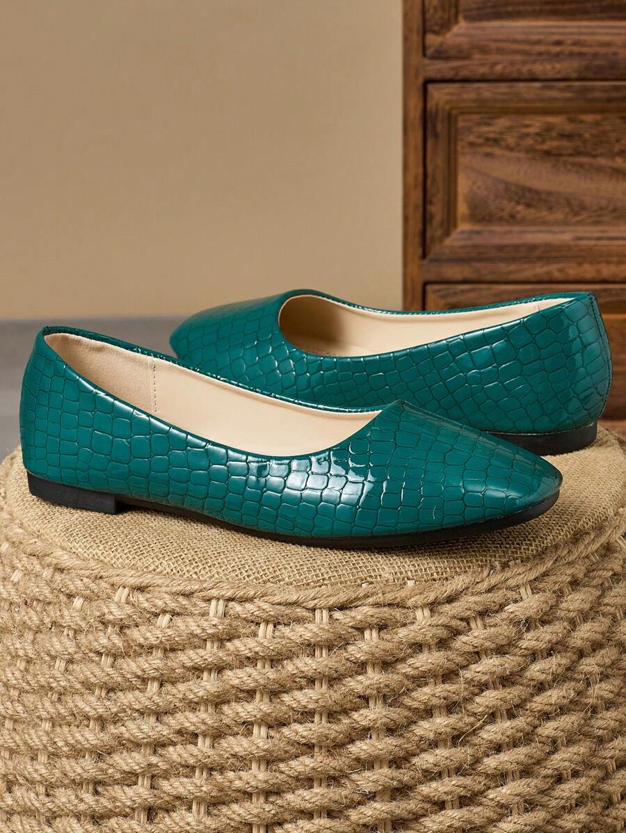 Women Square Toe Flat Casual Slip On Shoes Black Suitable For Everyday Office Commute Autumn