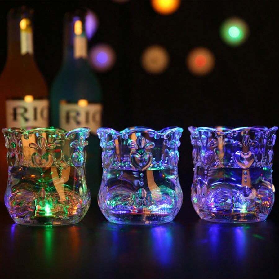 LED Colorful Luminous Beer Cups, Water Activated Pineapple Shape Glow ...