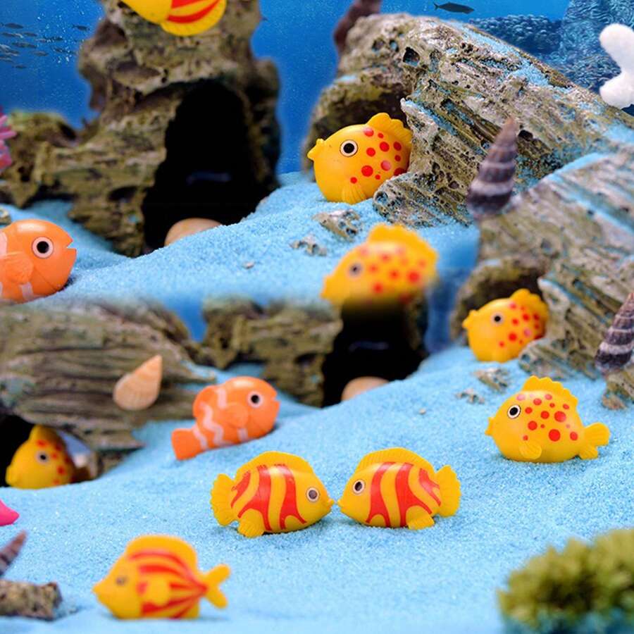 Mini Sea Fish Figurines Cartoon Miniature Fish Resin Cake Toppers For ...