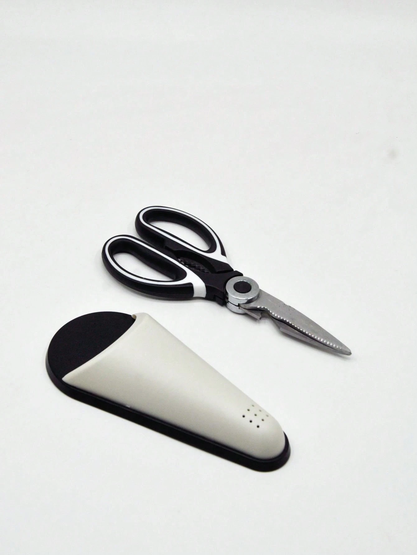 High-End Stainless Steel Kitchen Scissors Refrigerator Magnet Storage ...