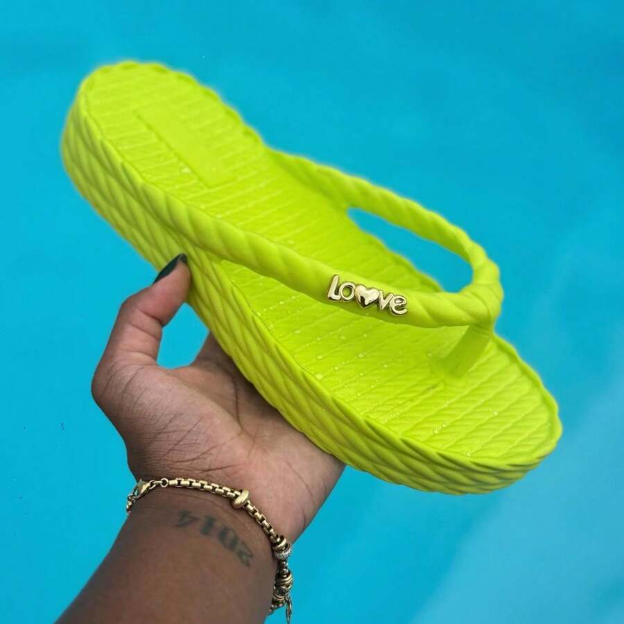 Women's Love E.V.A Original Lightweight Flip Flops For Beach And ...