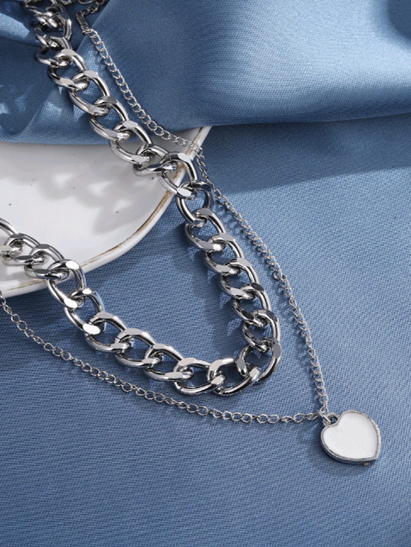 New Style Oversized Chain Heart Pendant Necklace, Unique European And ...