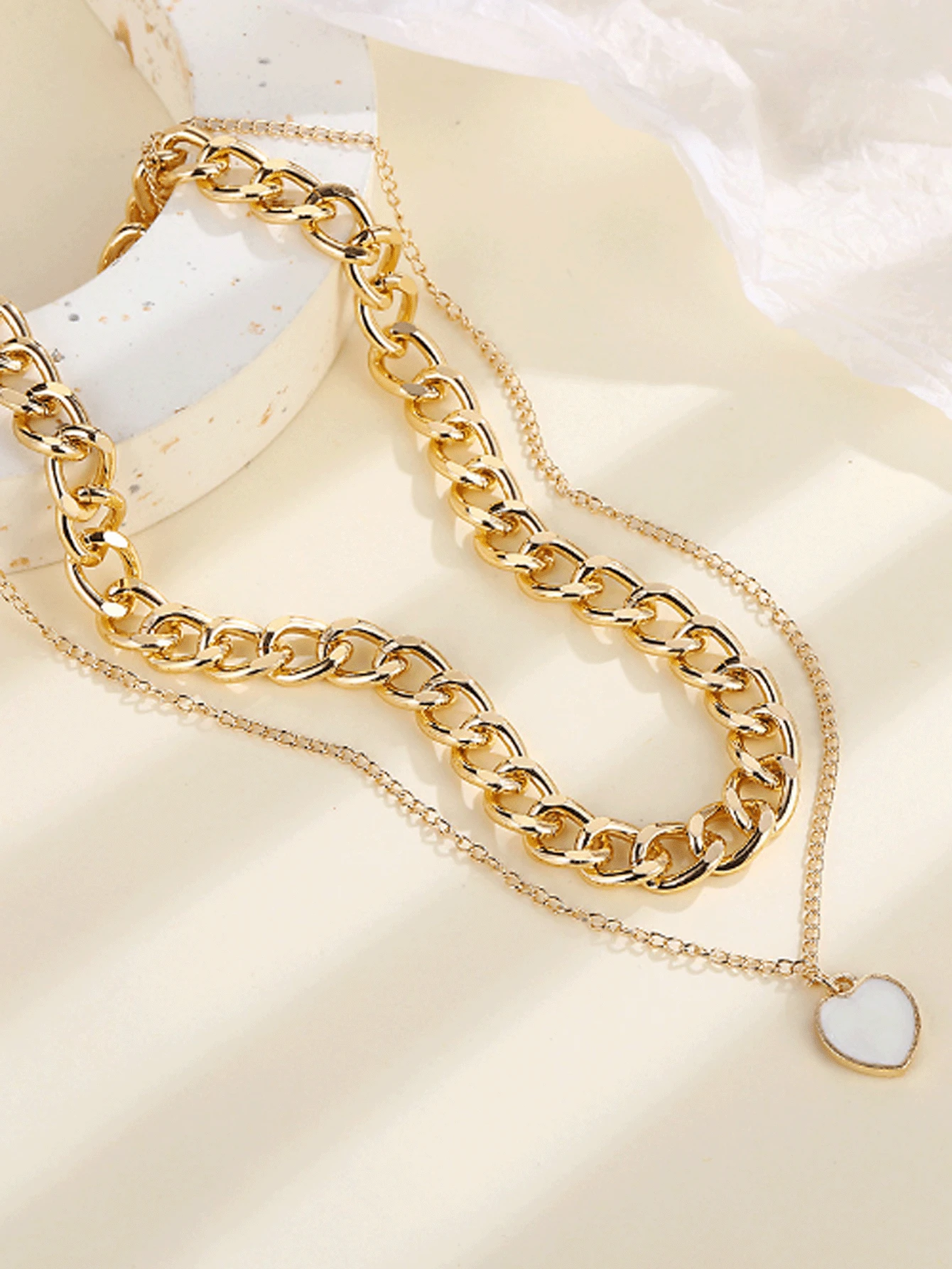 New Style Oversized Chain Heart Pendant Necklace, Unique European And ...