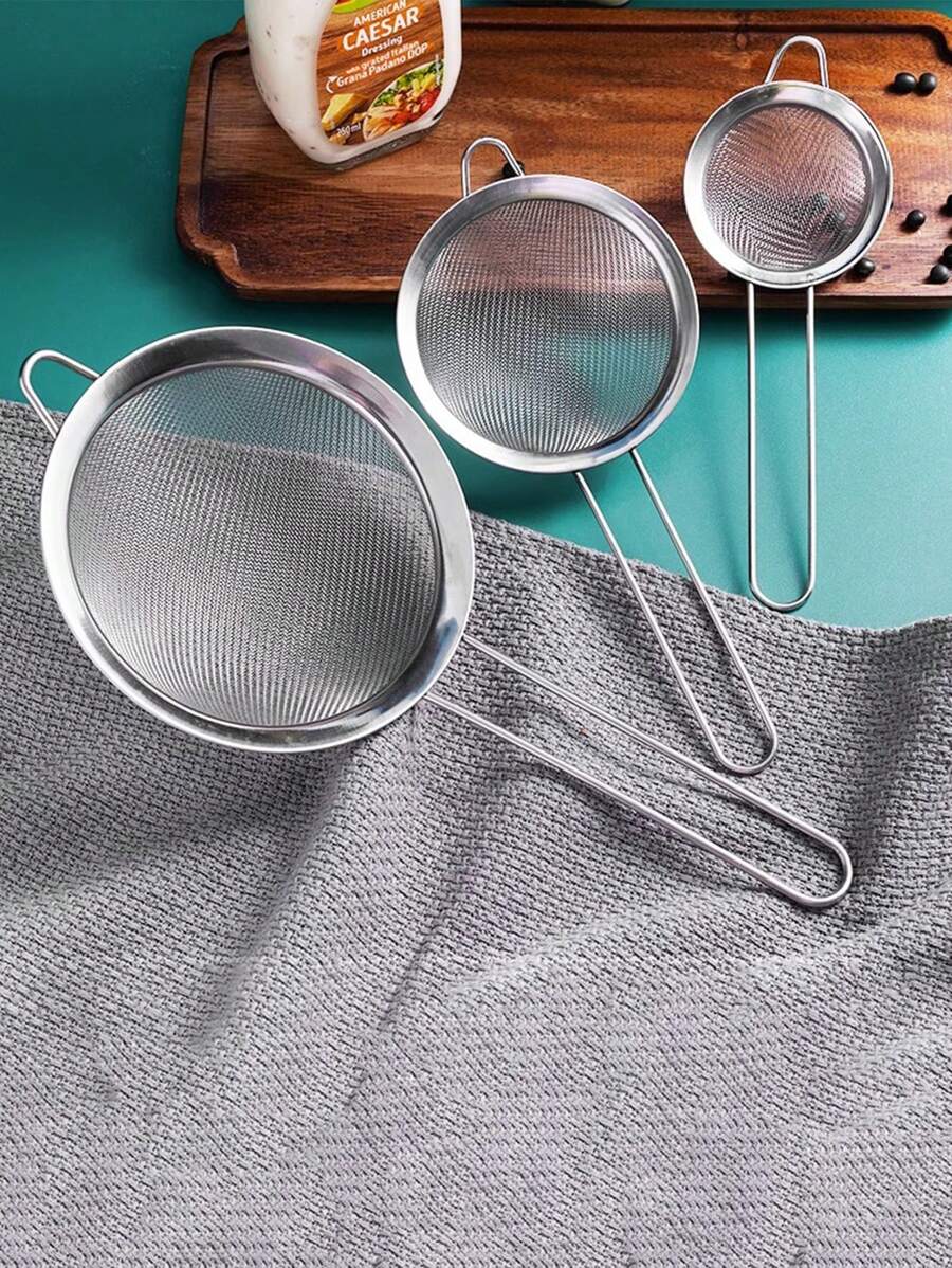 Small Stainless Steel Sieve With Handle, Used To Soak Loose Leaf Tea ...