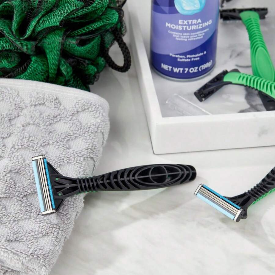 The Stylish 3 Blade Sensitive Disposable Razors Value Pack, 8 Count ...
