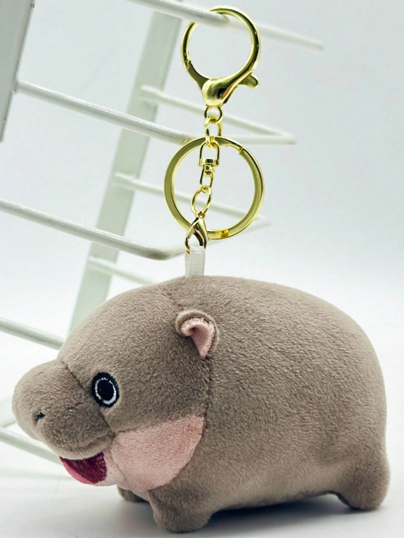 Muñeco de peluche de hipopótamo enano tailandés, lechón saltarín ...