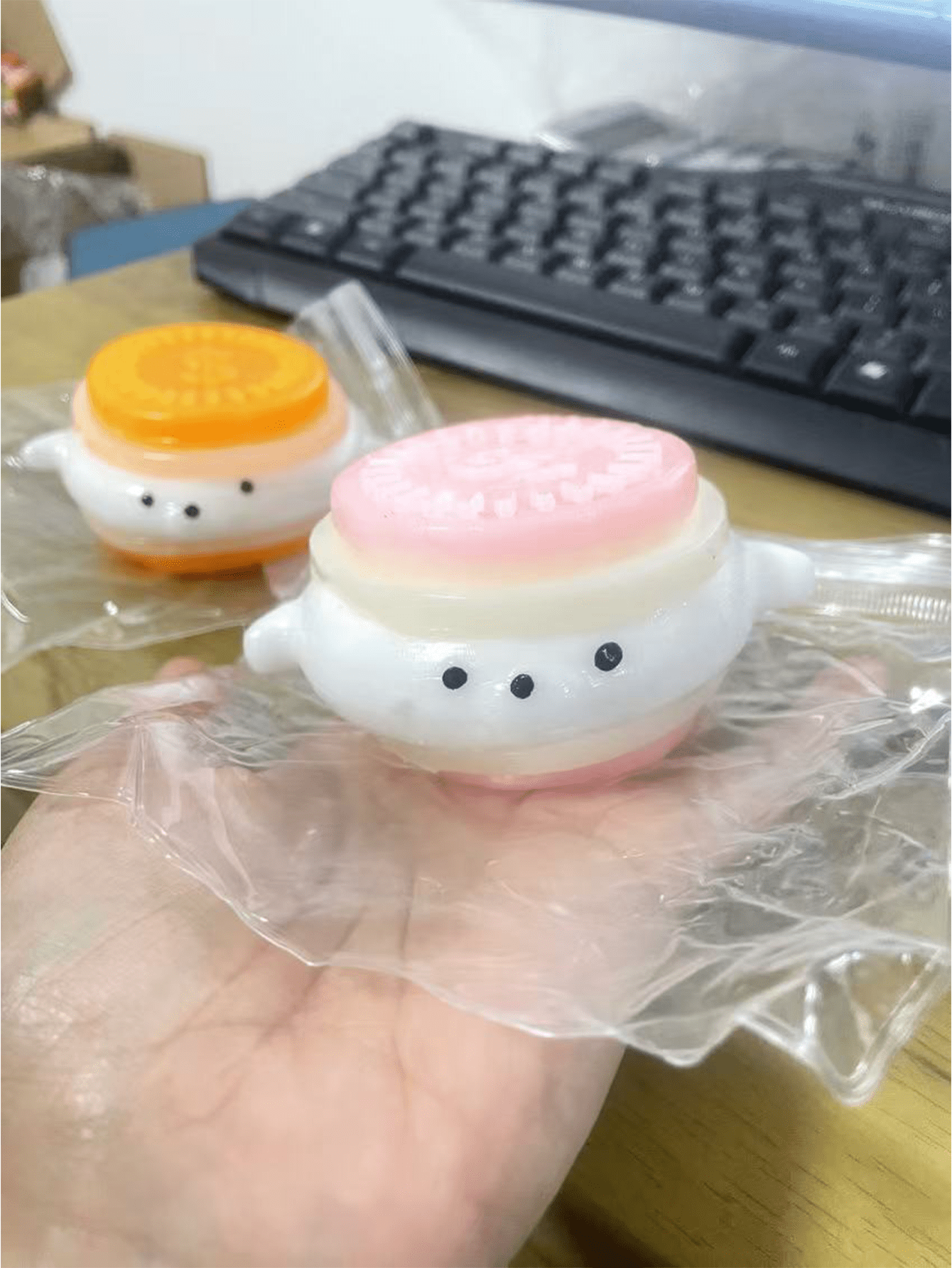 1pc Squishy Slow Rising Powder-Filled Coin Cute Puppy Stress Relief Toy ...