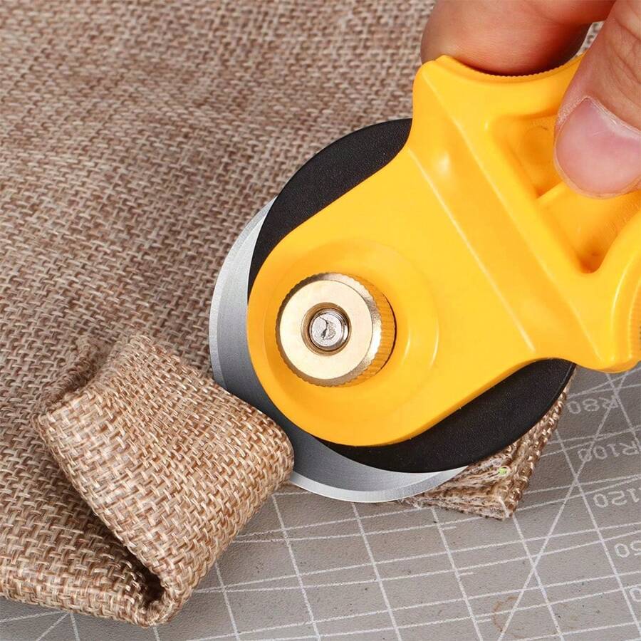 28mm Rotary Cutter Patchwork Roller Wheel Round Knife With Scale ...