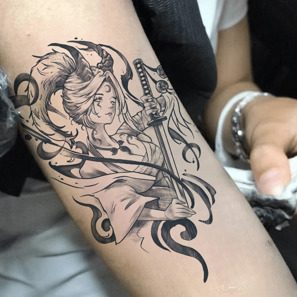 (Geisha With Sword) Herbal Temporary Tattoo, Realistic Long Lasting Temporary Tattoo, Gradually ...