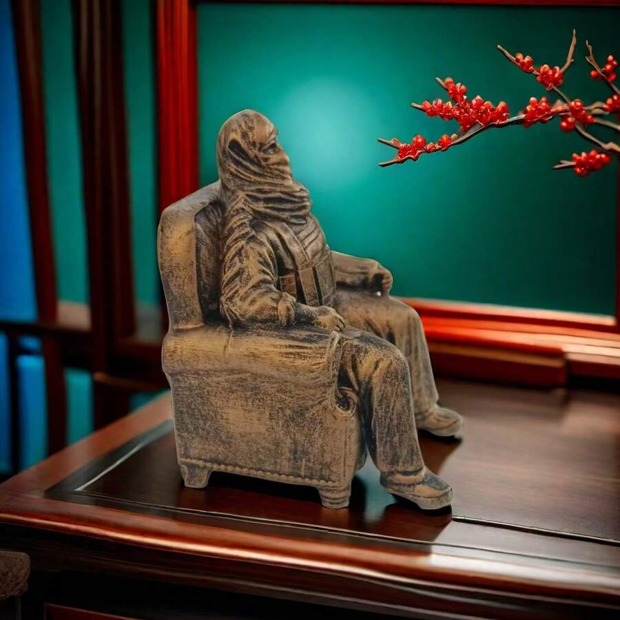 Resin Statue Of Legendary Hero Sinwar, Faith Never Extinguished, Battle ...