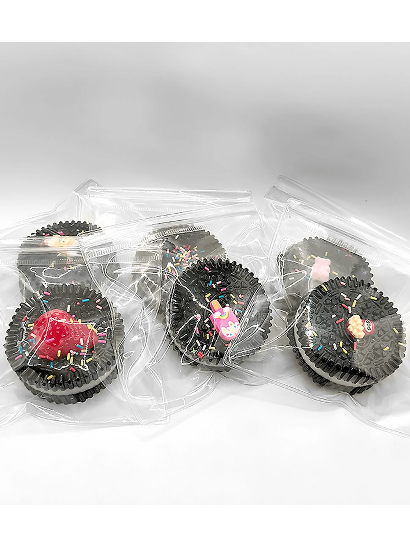 Realistic Squishable Cookie Squeeze Toy With Soft Cream Filling,Squishy ...