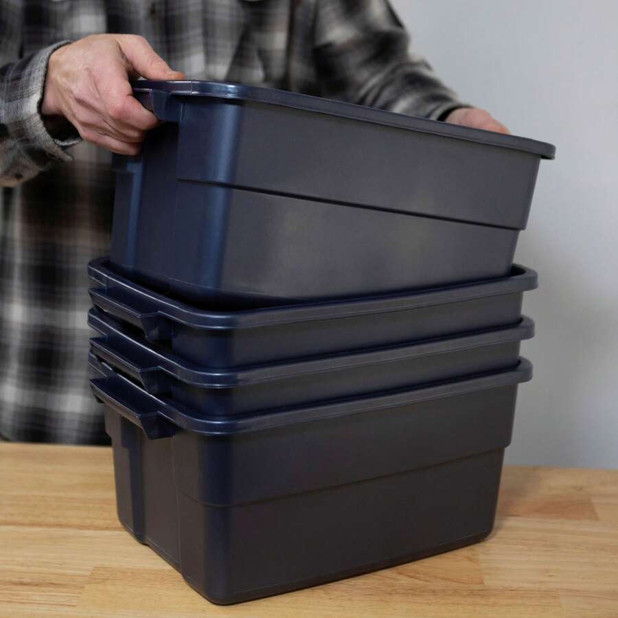 Rubbermaid Rubbermaid 3 Gallon Stackable Storage Container, Dark Indigo ...