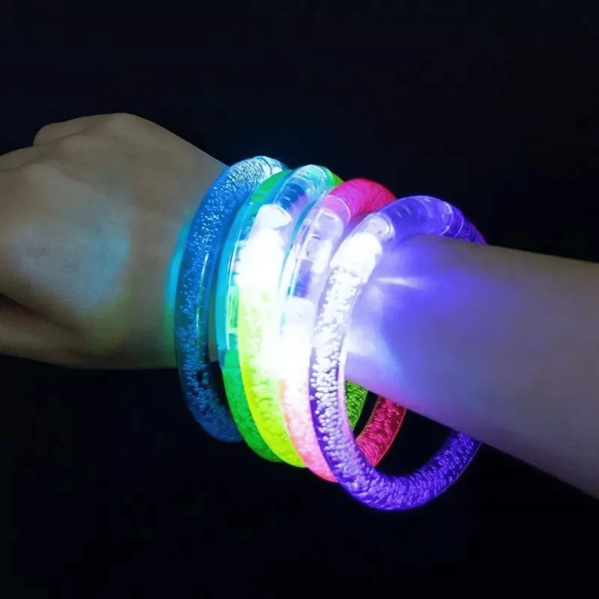 Kit 10 Flashing LED Bracelets In Various Colors | Mode de Mujer | SHEIN ...