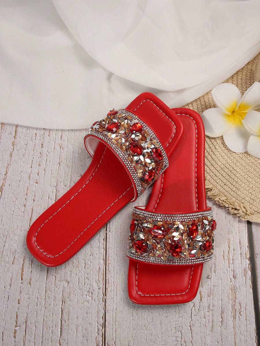 Chinelos de Praia para Mulheres, Novos Modelos para o Verão de 2024 ...