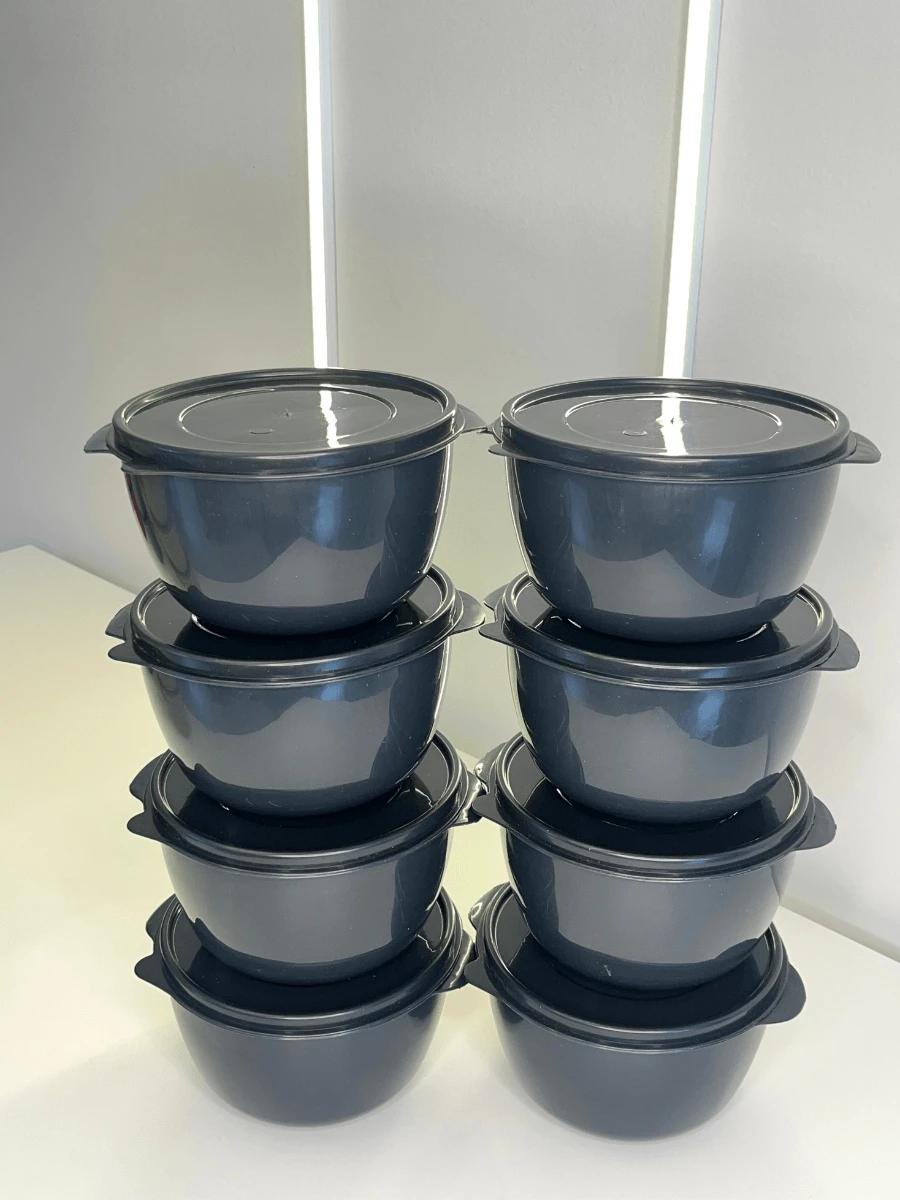Kit Of 12 Plastic Pots - Various Shapes - Microwave, Freezer And ...