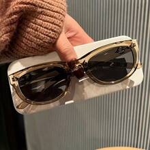 A Pair Of Classic Driving Glasses Suitable For Both Men And Women ...