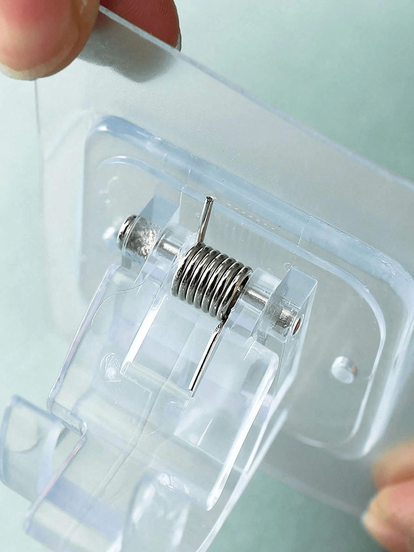 Japanese Style Curtain Rod Clip, Expandable Rod Clamp No Drill ...