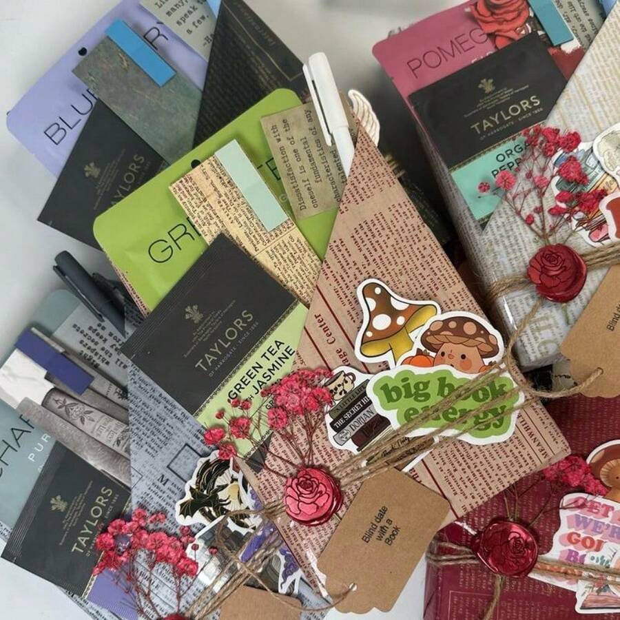 Blind Date With A Book - Bookish Gifts With Pen, Bookmark, Stickers And ...