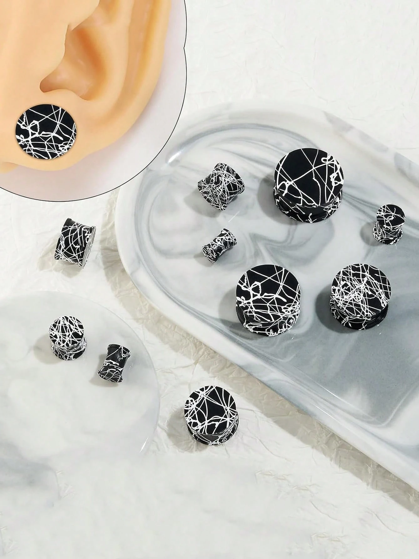 PAIR Spray Paint Lines Black Silicone Ear Gauge Plugs 3mm-50mm Ear ...