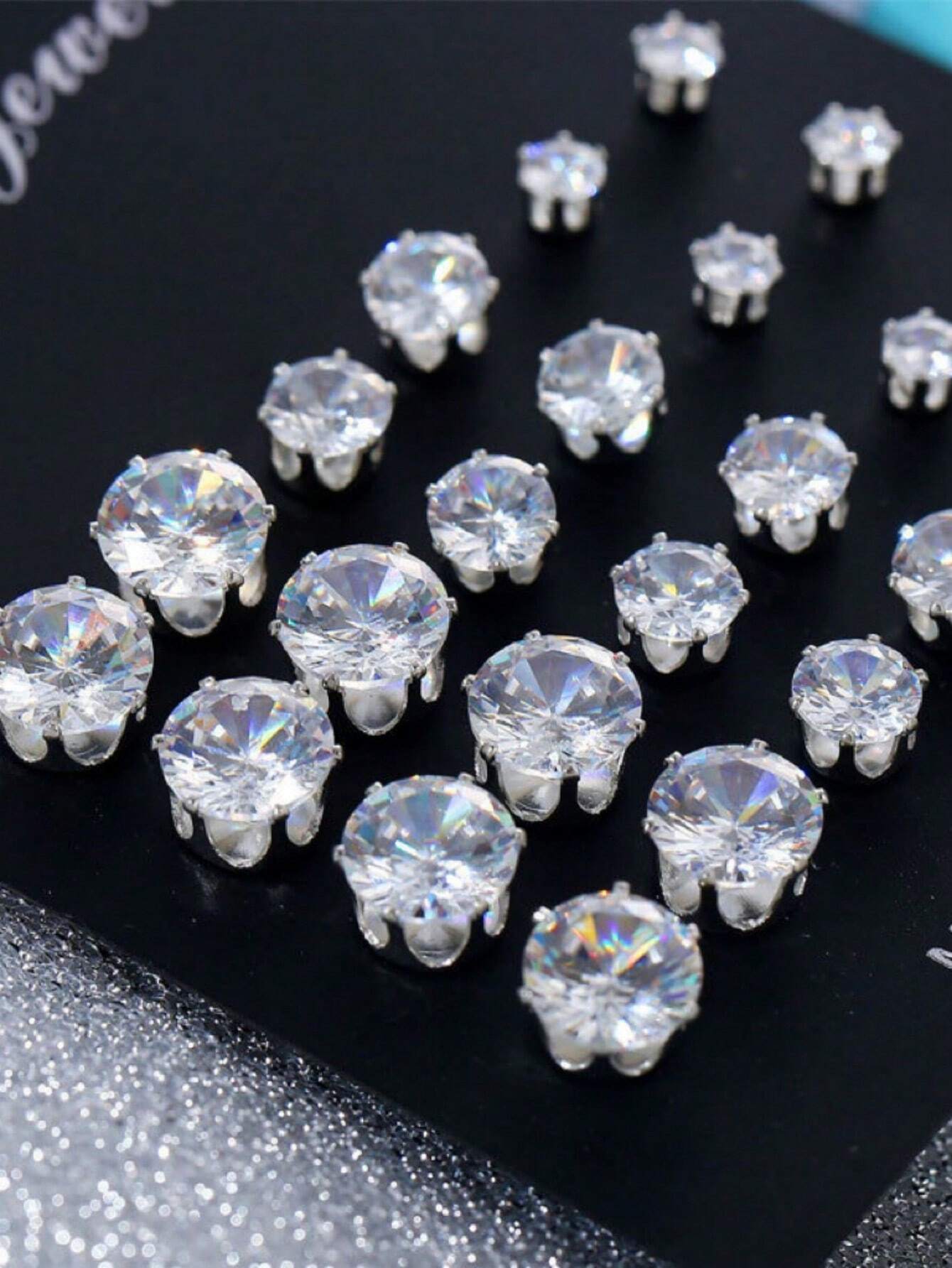 24 Pieces Of Fashionable And Versatile Imitation Diamond Earrings Set ...