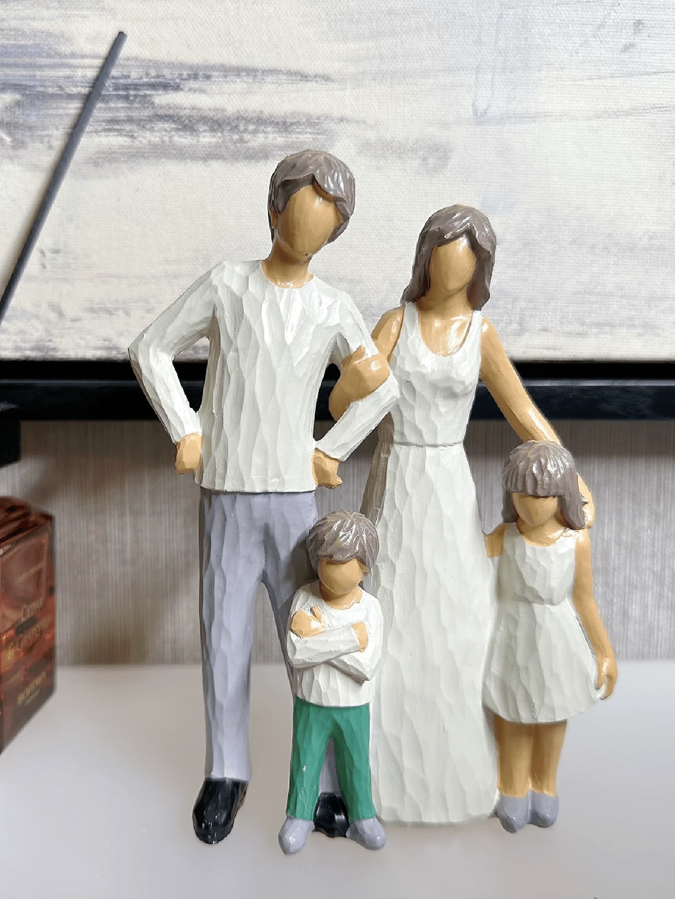 1pc Family Of 4 Figurines, Hand-Painted Resin Family Sculpture In Warm ...