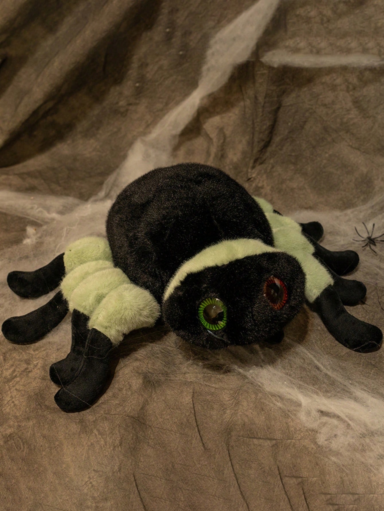 Cute Plush Evil Spider Doll, Soft Stuffed Doll Figure, Practical Joke ...
