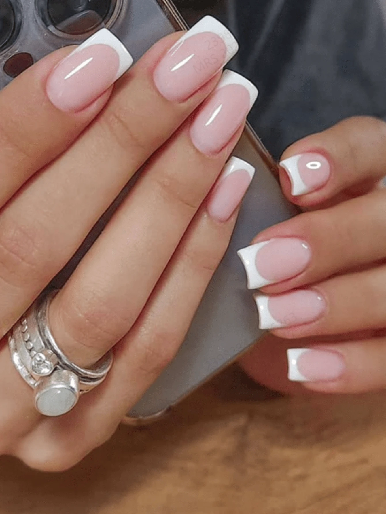 Enhance Your Look With 24PCS Short A-Shaped Fake Nails, White French ...