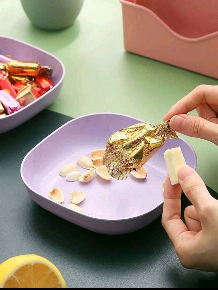 10 Piece Set Of Plastic Random Color Dining Plates With Storage Box ...