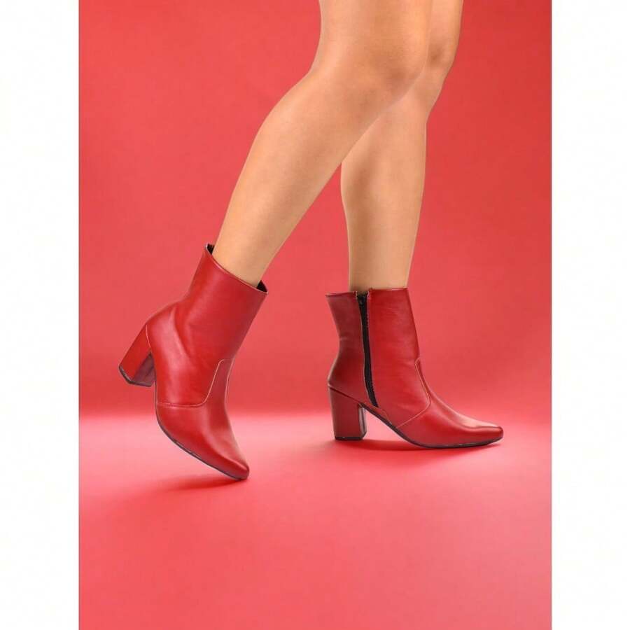 Bota Texana Feminino Coturno Cano Curto Bico Fino Verniz | SHEIN Brasil