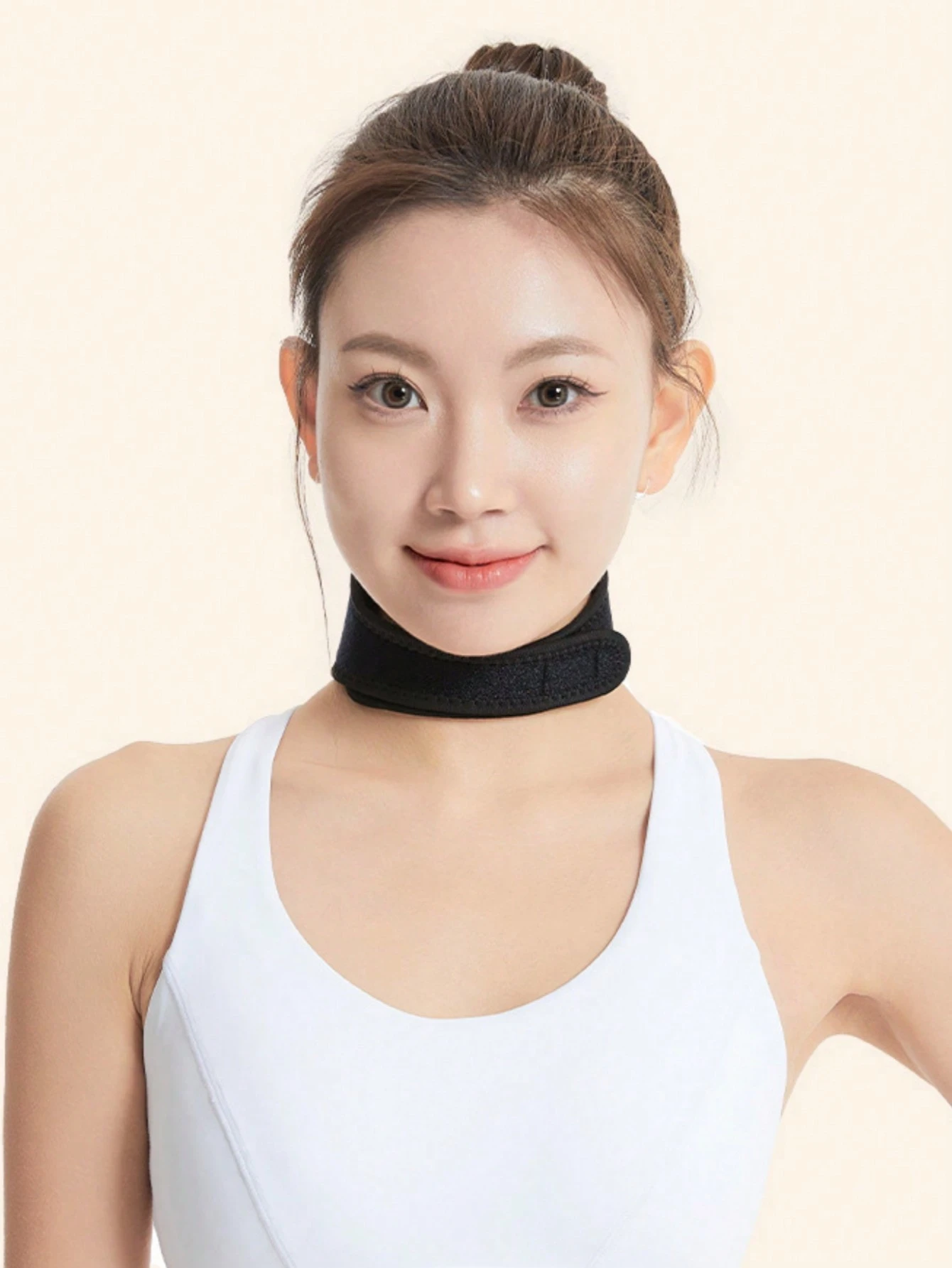 One Piece Of Warm Neck Guard, Adjustable Neck Guard For Neck Protection ...