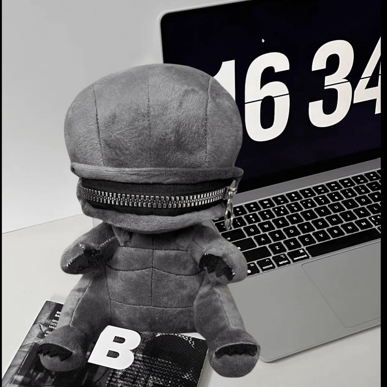 Human Xenomorph Hybrid Alien Destroyer Plush Toy Doll, Novelty Alien ...