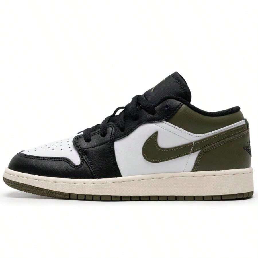 Jordan Air Jordan 1 Low BG Casual Shoes, Retro Low-Top Sneakers, Sports ...
