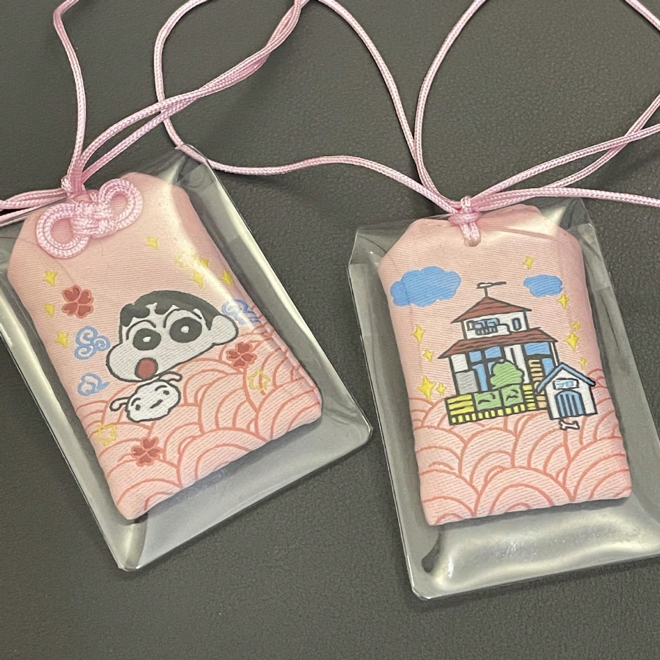 CRAYON SHINCHAN Series Crayon Shin-Chan Embroidered Pendant Kawaii Cute ...
