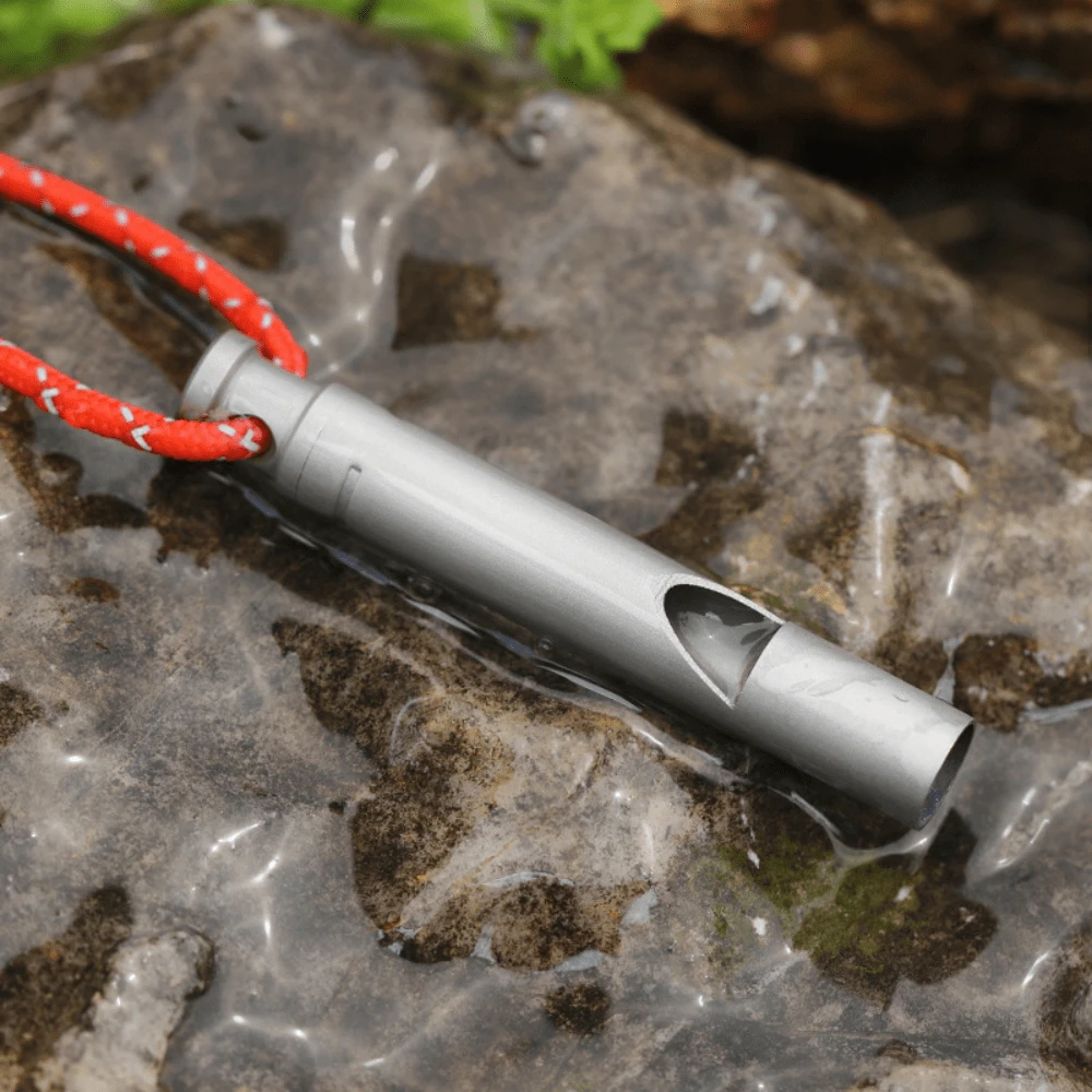 Sifflet de survie en titane pur, sifflet d'urgence ultra-léger, sifflet ...