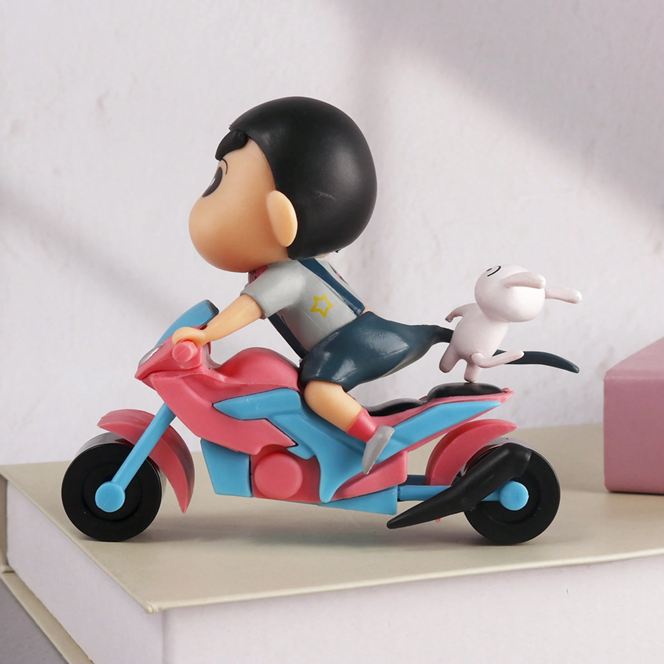 CRAYON SHINCHAN Crayon Shin Chan, Motorcycle Shin Chan, Figurine ...