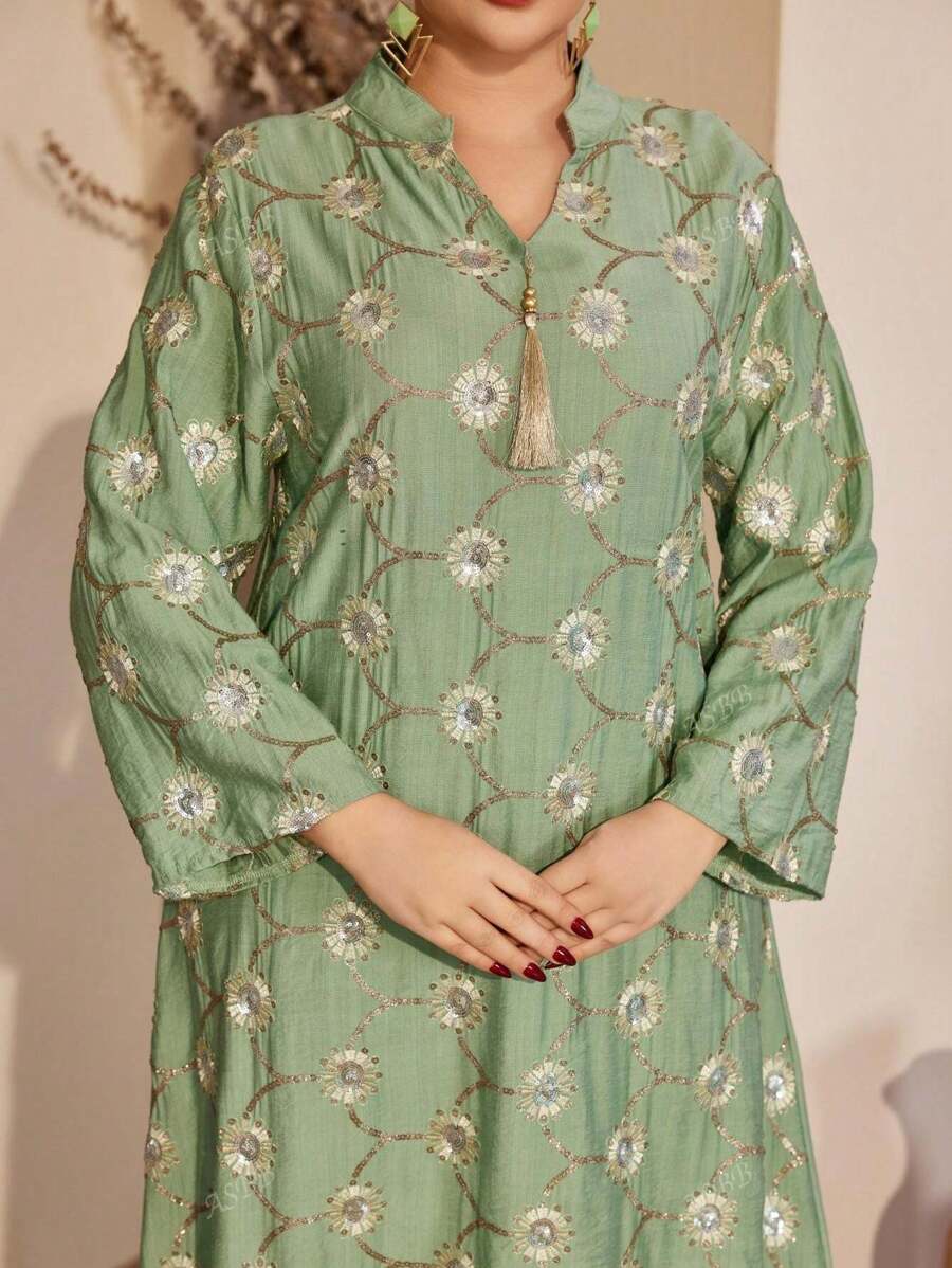 Ramadan Elegant V-Neck Robe Dress With Embroidery, Beads & Tassels ...