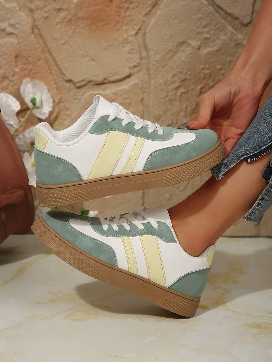 2025 New Trending Street Style Women Flat White Sneakers Platform ...