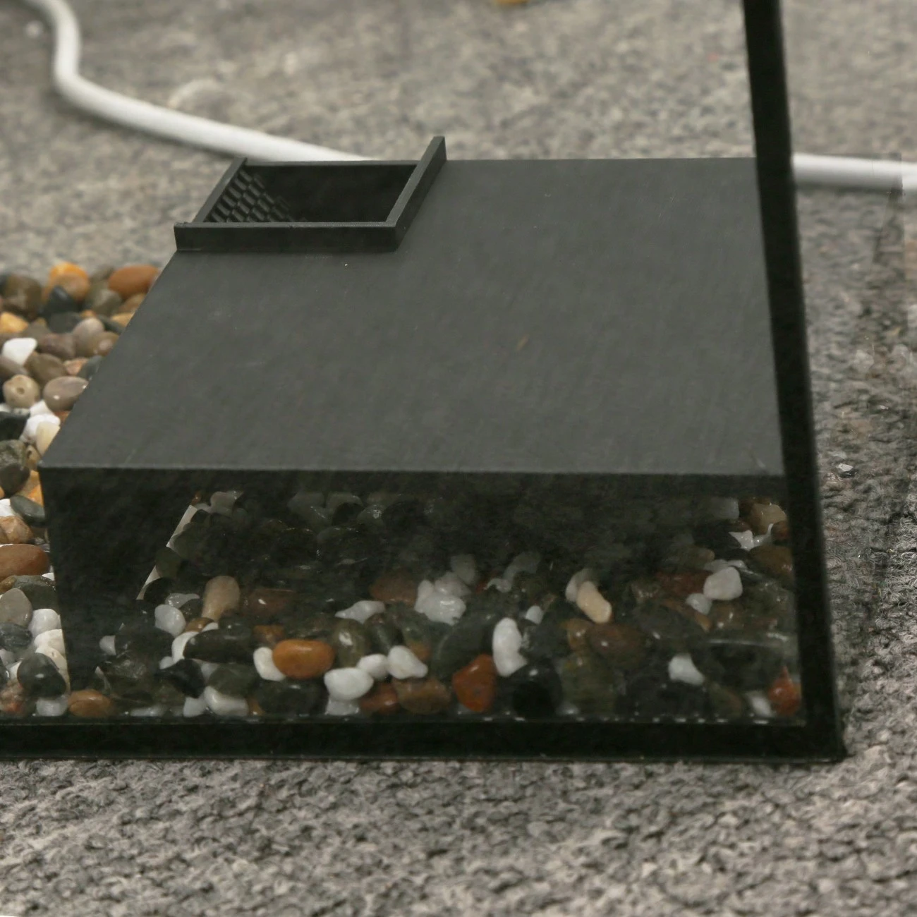 Aquarium Fish Tunnel Hide, Plastic Made Underwater Decorative Hideaway ...