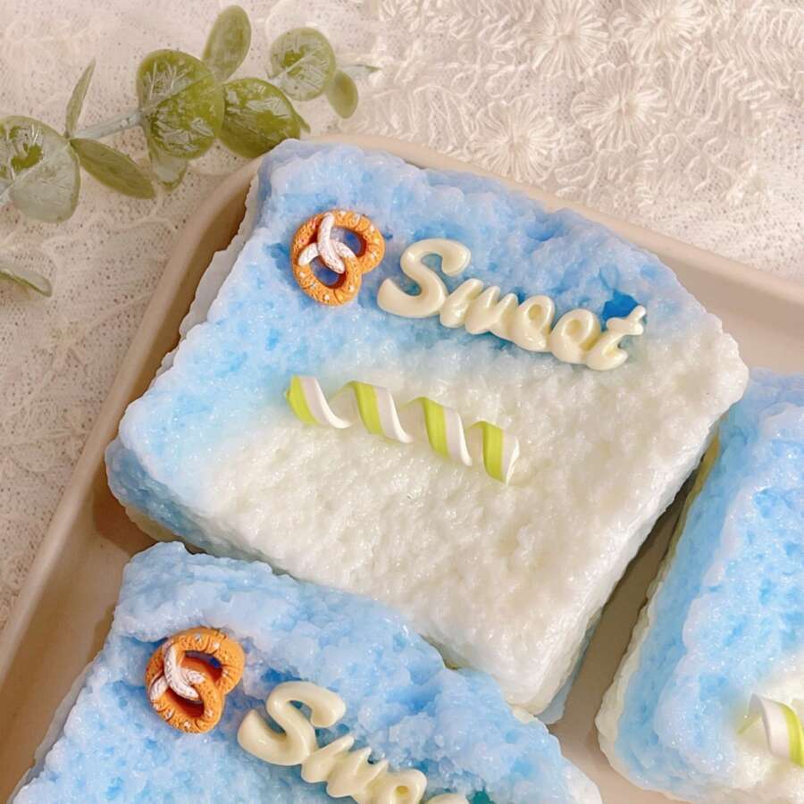 Simulated Food Blueberry Toast Squeeze Stress Relief Toy, Anti Anxiety ...