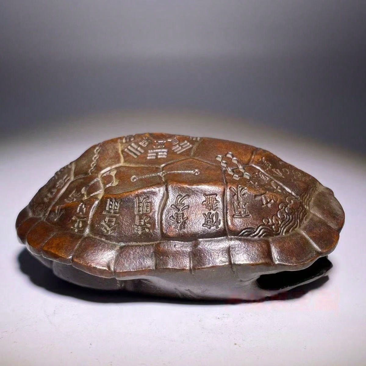 Chinese Style Daoism Wealthy Copper Alloy Turtle Shell Hand Ornament ...