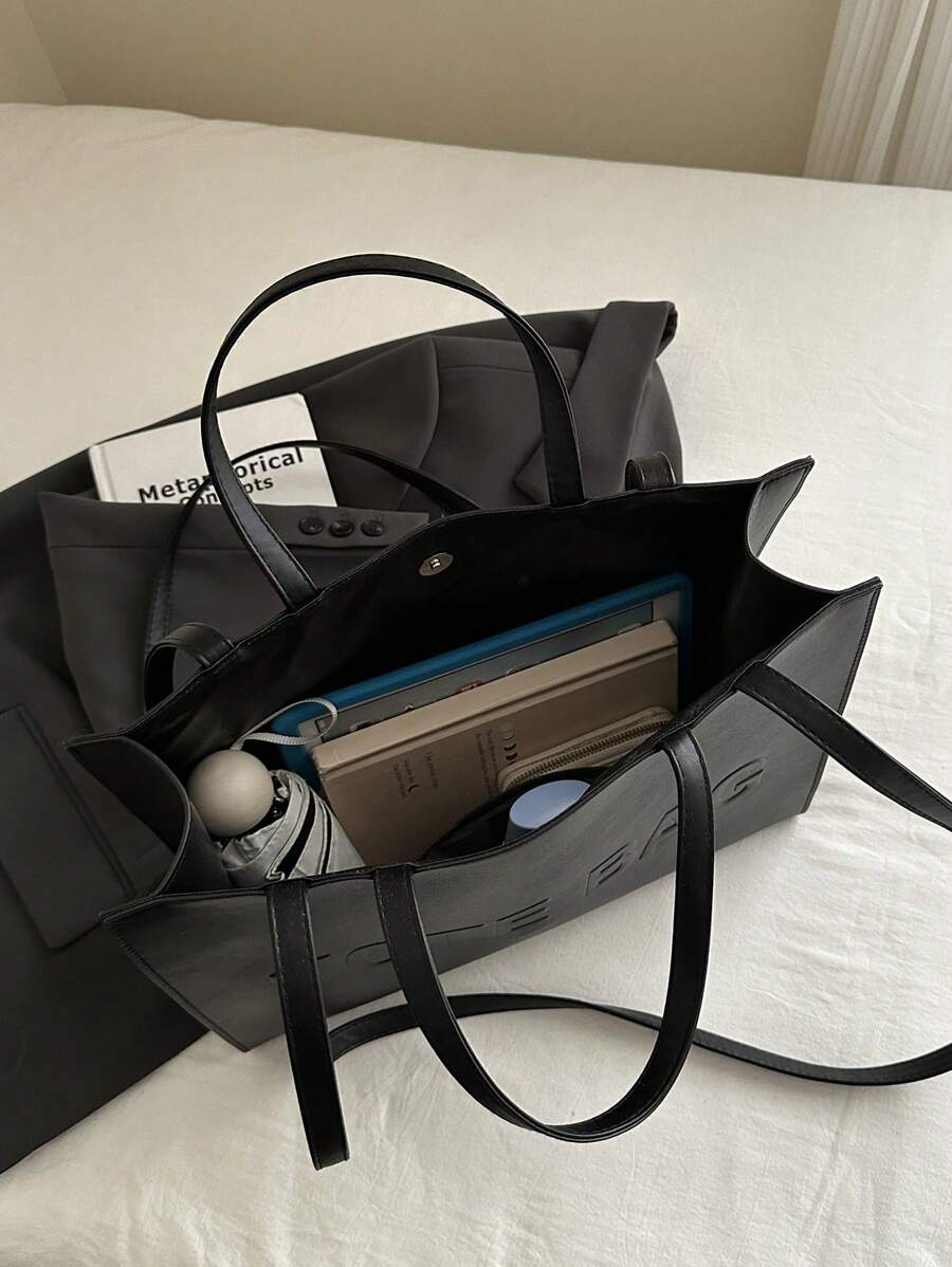 A New Fall And Winter Season Retro Fashion Large-Capacity Handheld Tote ...