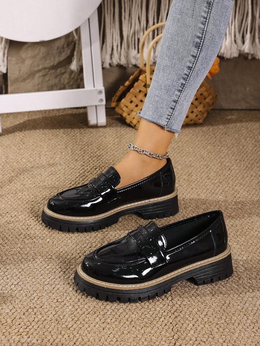 Women's Classic British Style Solid Color Loafers 2025 New Arrival ...